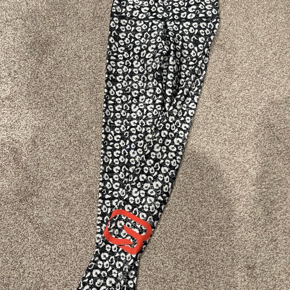 Cyclebar | Pants & Jumpsuits | Small Emily Shu Cb Leggings Animal Print ...